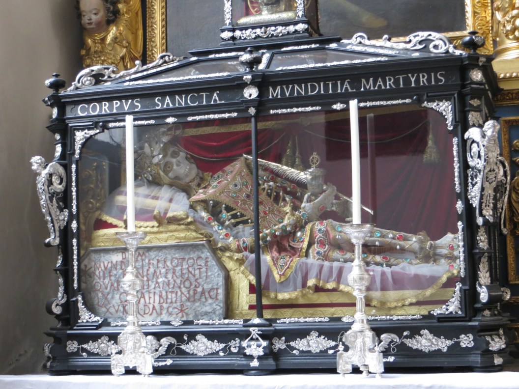 Saint Munditia: A Holy Skeleton Near the Rindermarkt in Munich ...
